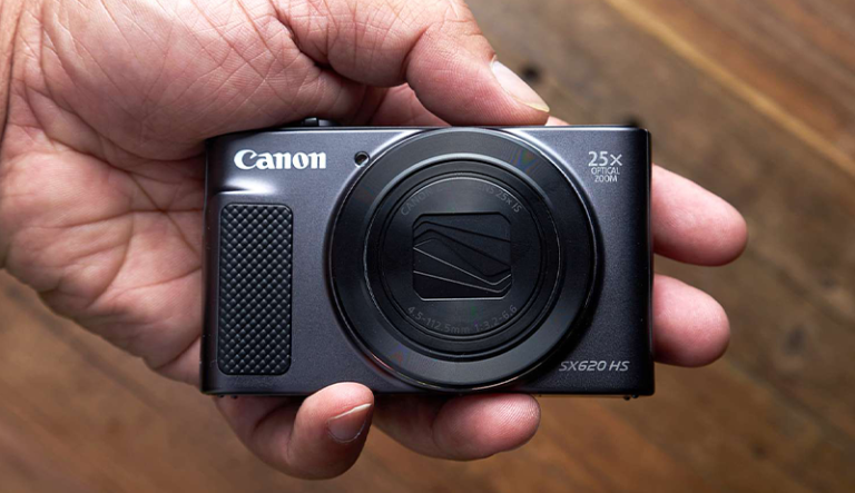 Best Compact Cameras Under $500 of 2026 - toolzguru.com