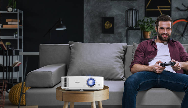 Best Projector for Gaming of 2025 - toolzguru.com
